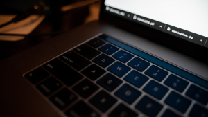 What is the Latest Mac OS? | macOS 15 Sequoia Guide